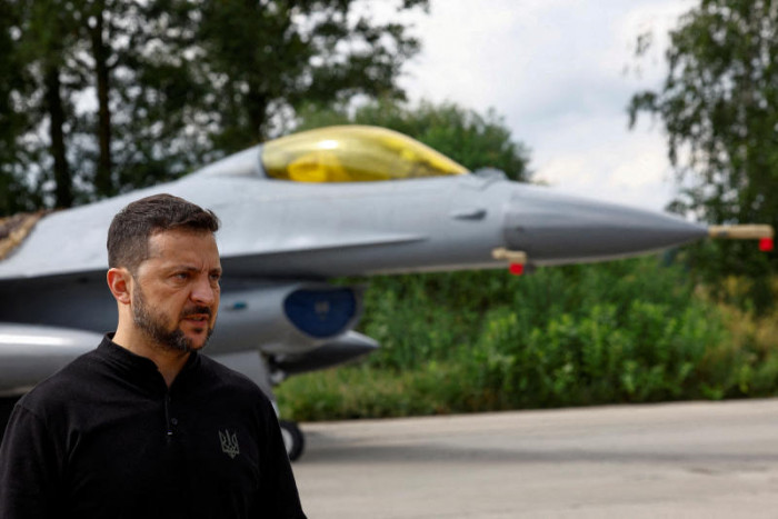 Bangkok Post - Ukraine pilot killed, F-16 fighter jet lost amid Russian ...