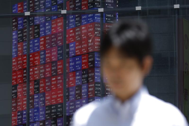 Bangkok Post - SET index drops, Asian shares fluctuate as Trump open to ...