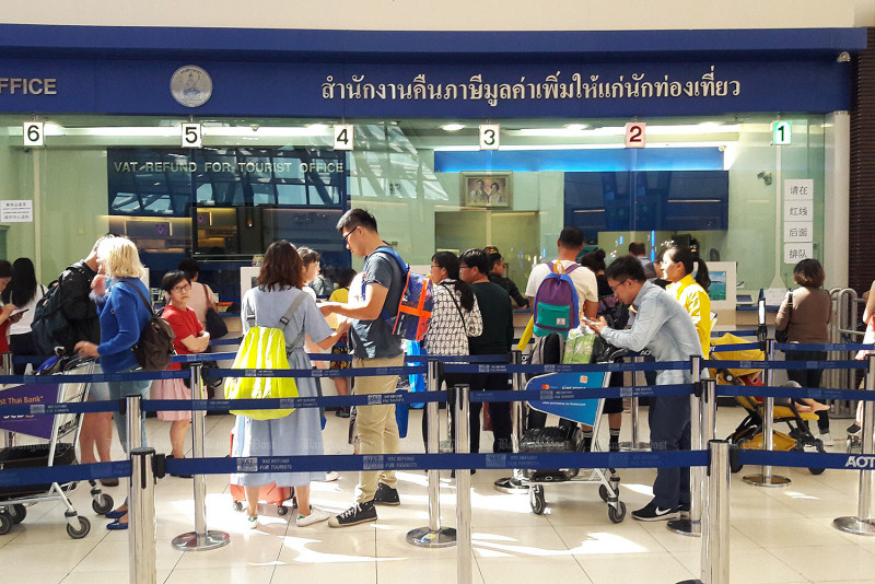 Bangkok Post - Passenger service charge at Thai airports may go up