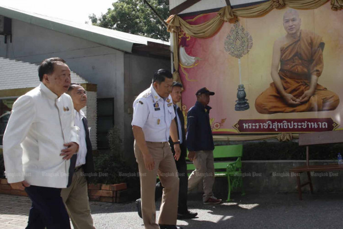 Bangkok Post - Ex-reporter presses DSI on temple scandal