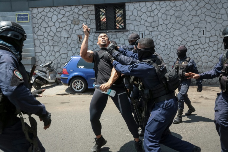 Bangkok Post - Madagascar police fire tear gas at protest over power ...