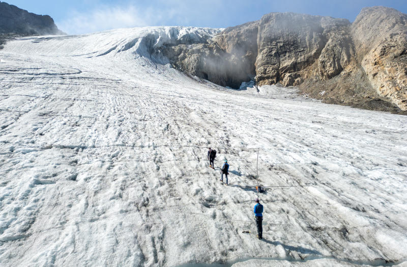 Bangkok Post - Swiss glaciers melted sharply after light snowfall and ...