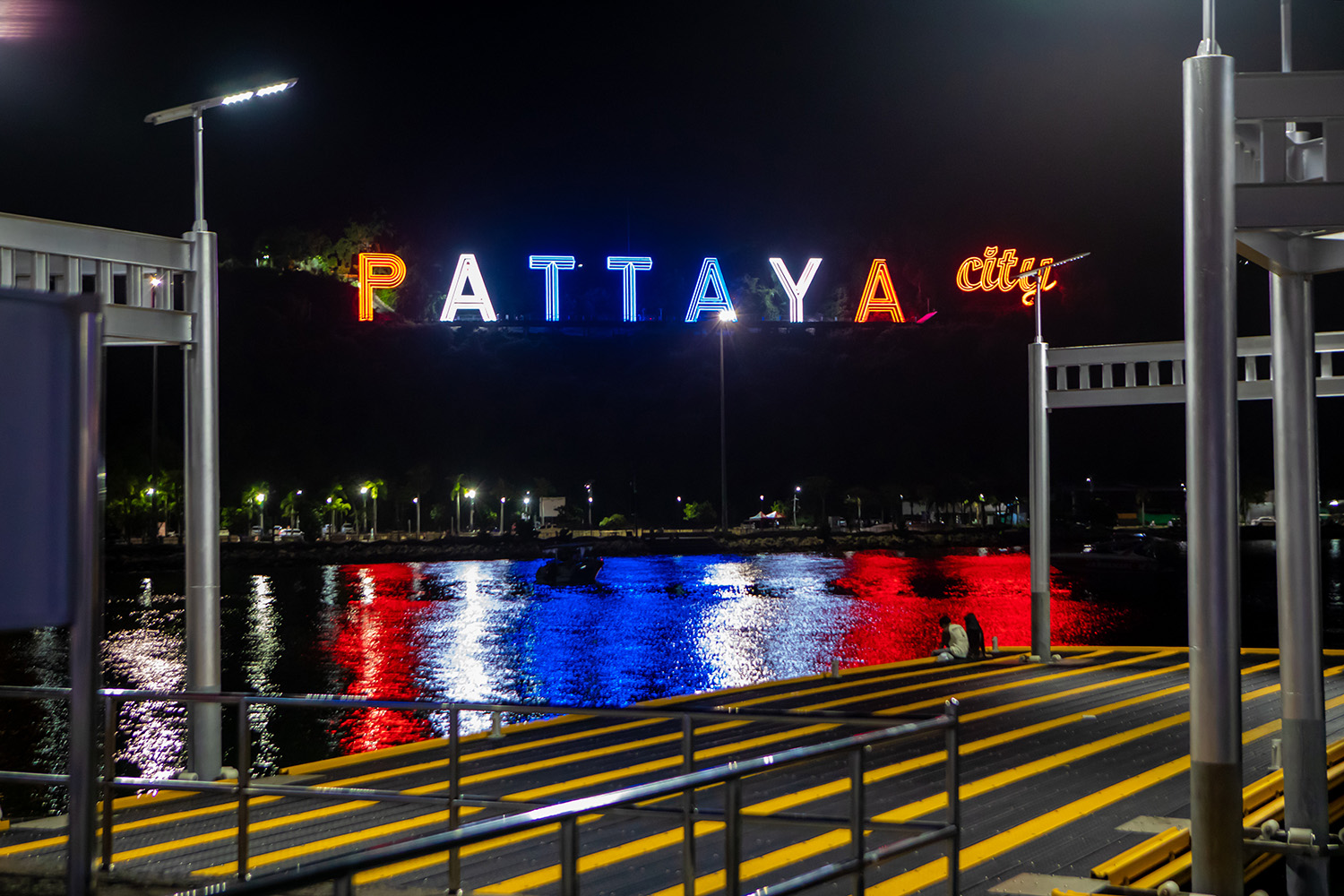 Bangkok Post - Pattaya lights up Bali Hai Pier to attract tourists