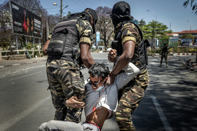 Bangkok Post - Police meet fresh 1,000-strong protest in Madagascar ...