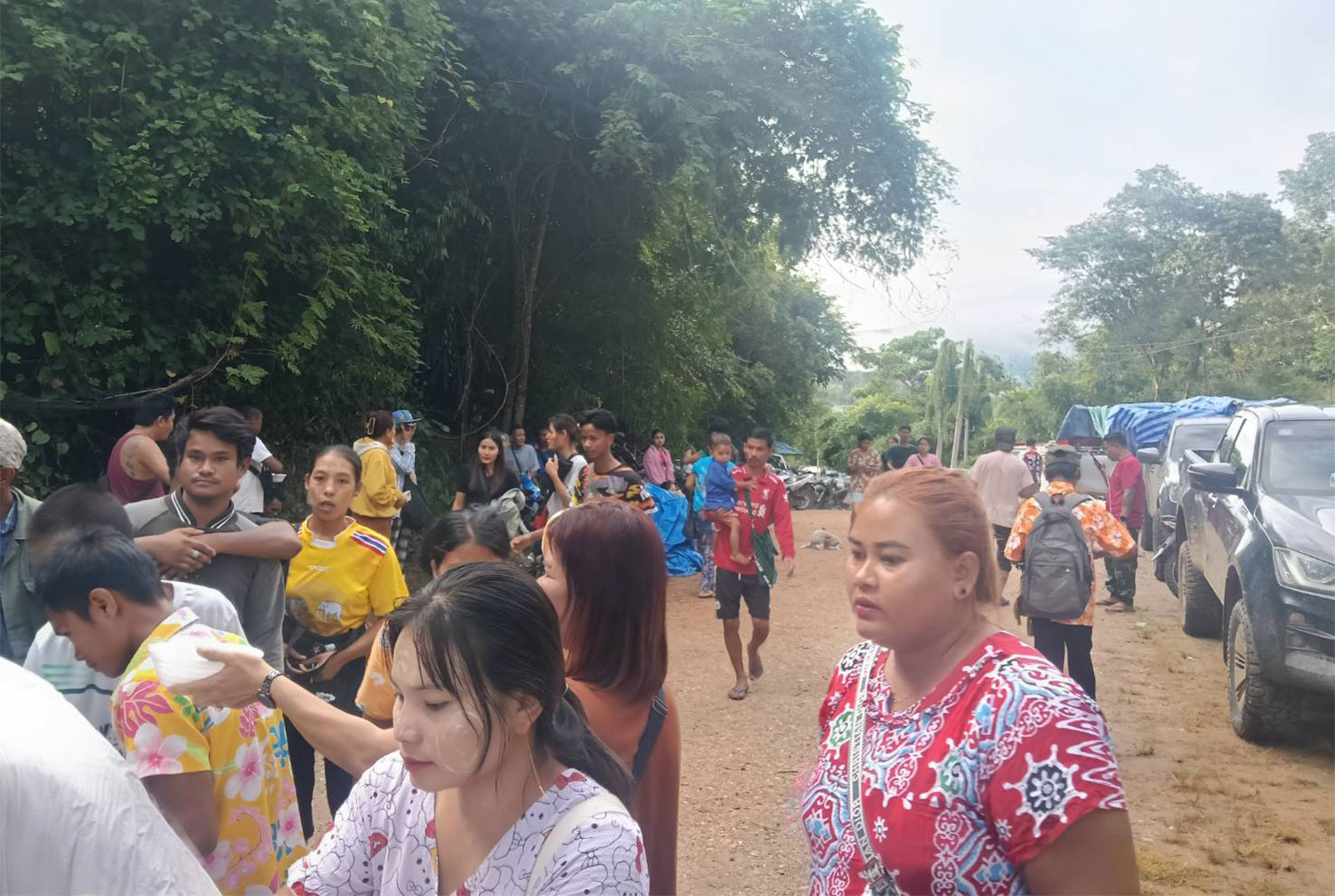 Bangkok Post - Myanmar air force plane drops bombs near Thai border in Kanchanaburi