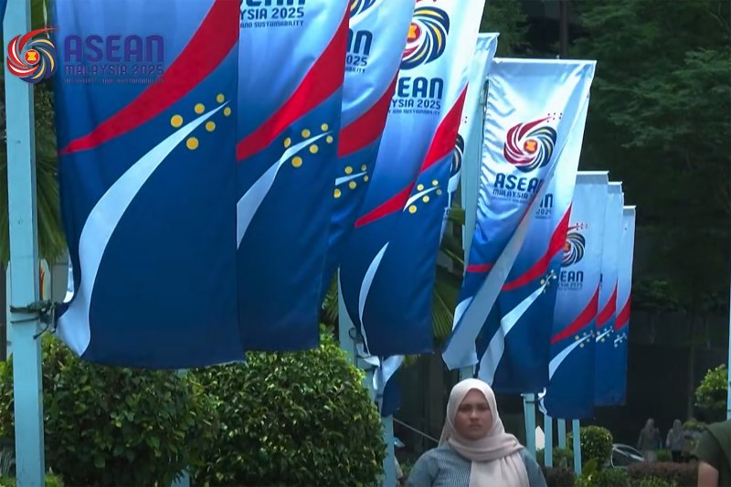 Bangkok Post - Asean to host Trump at summit as US president to witness ...