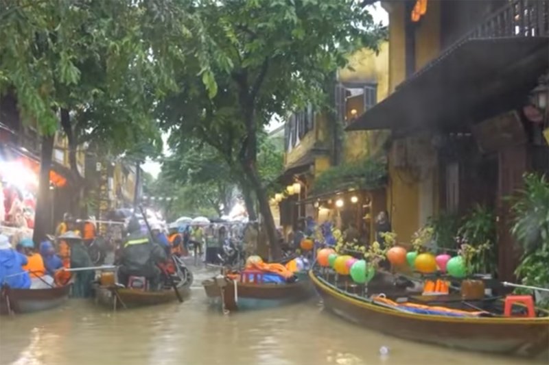 Bangkok Post - Record Vietnam rains kill nine, forcing thousands to ...