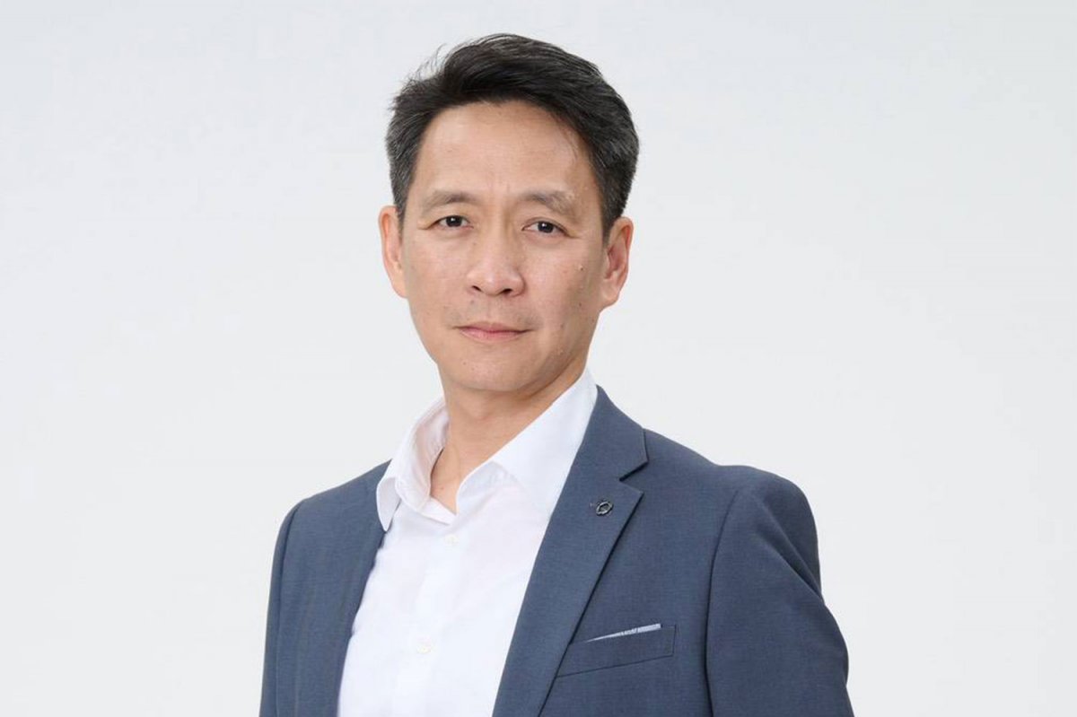 Bangkok Post - AIS appoints Pratthana Leelapanang as new CEO