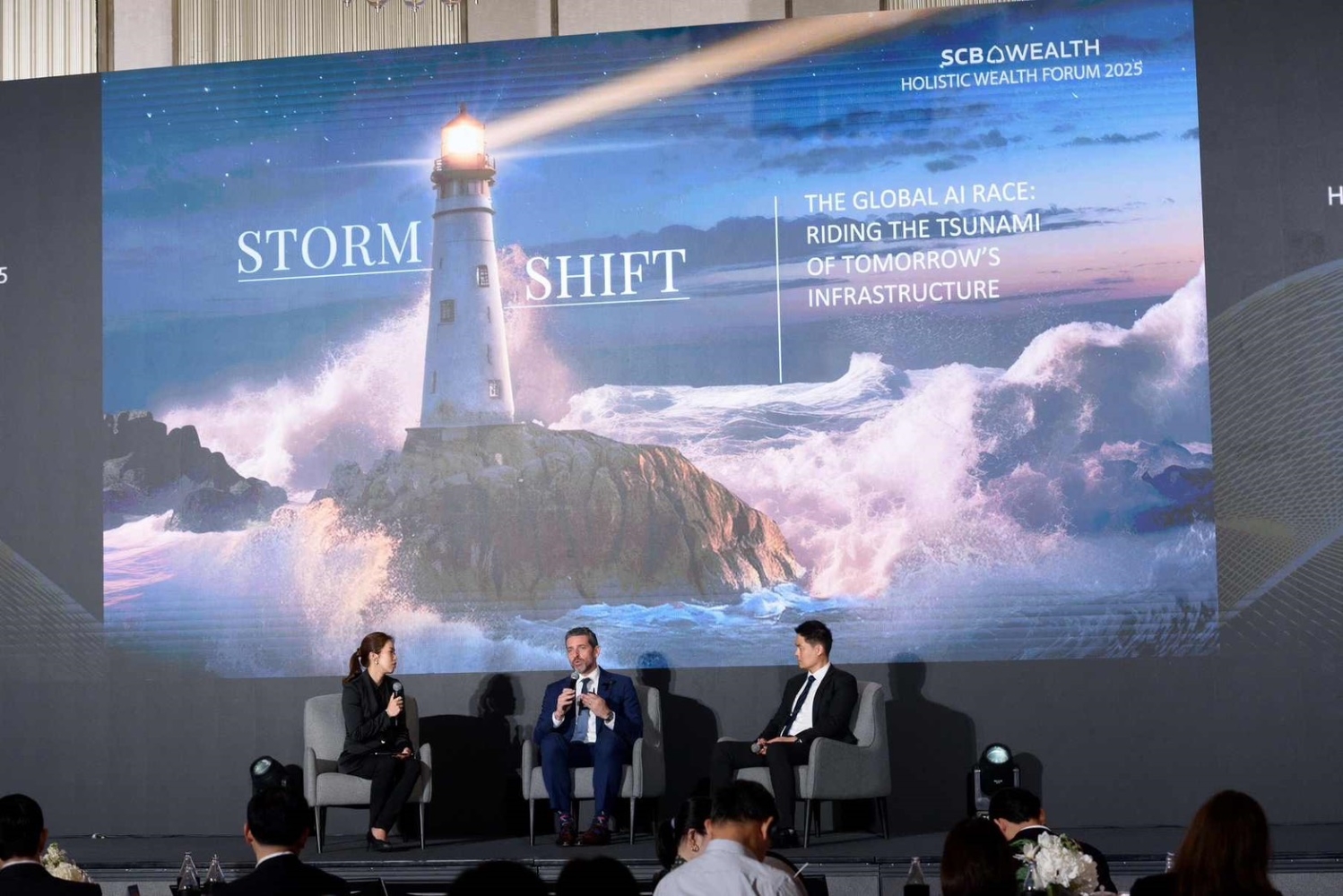Bangkok Post - SCB WEALTH Navigates the “Storm Shift” at Year-End Forum