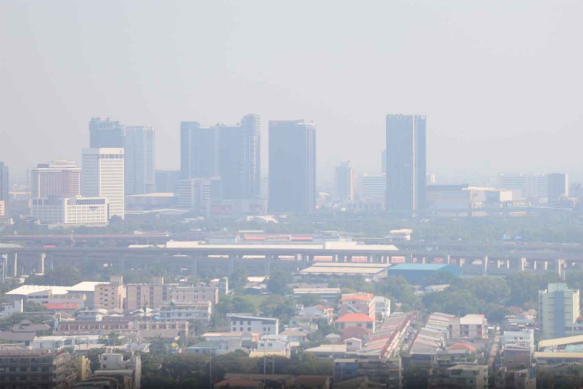 Bangkok Post - Haze prompts City Hall WFH advice