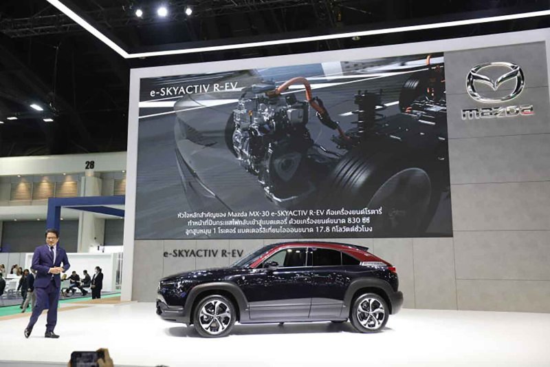 Bangkok Post - Mazda to sink B5bn into new mild hybrid EV project