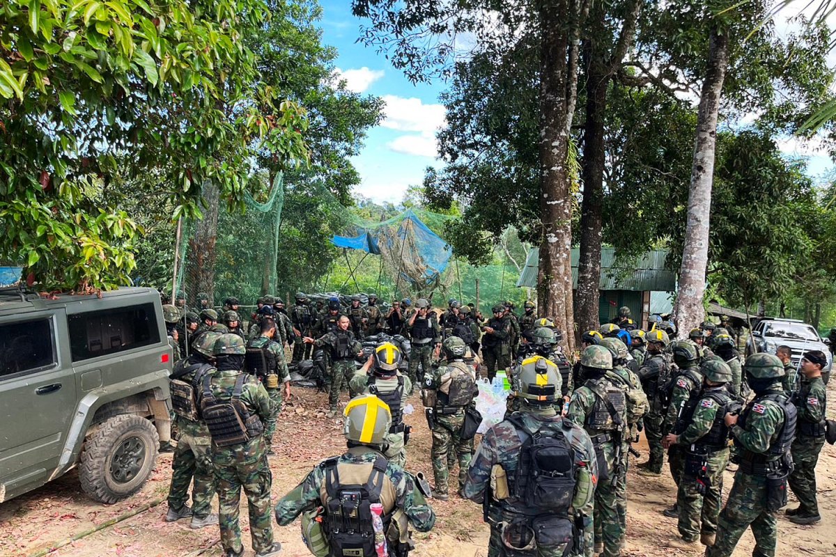 Bangkok Post - Thai marines secure Trat border zone after days of fighting