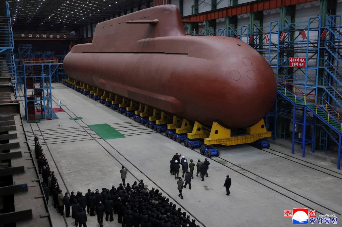 Bangkok Post - North Korea unveils hull of ‘nuclear submarine’