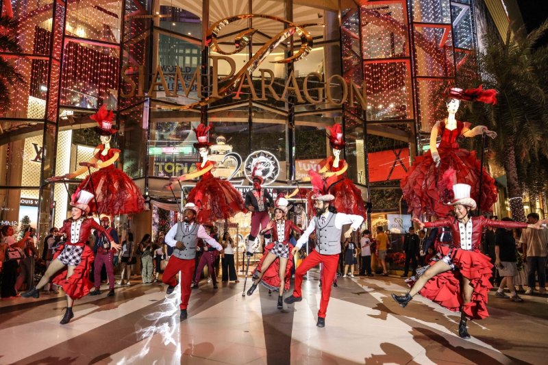 Bangkok Post - Siam Paragon Rings In Magical 2026