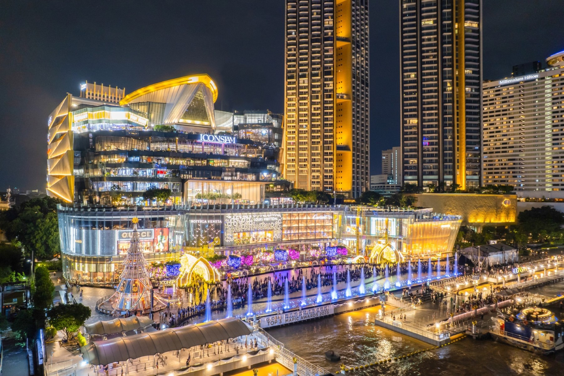 Bangkok Post - Riverside countdown at Iconsiam