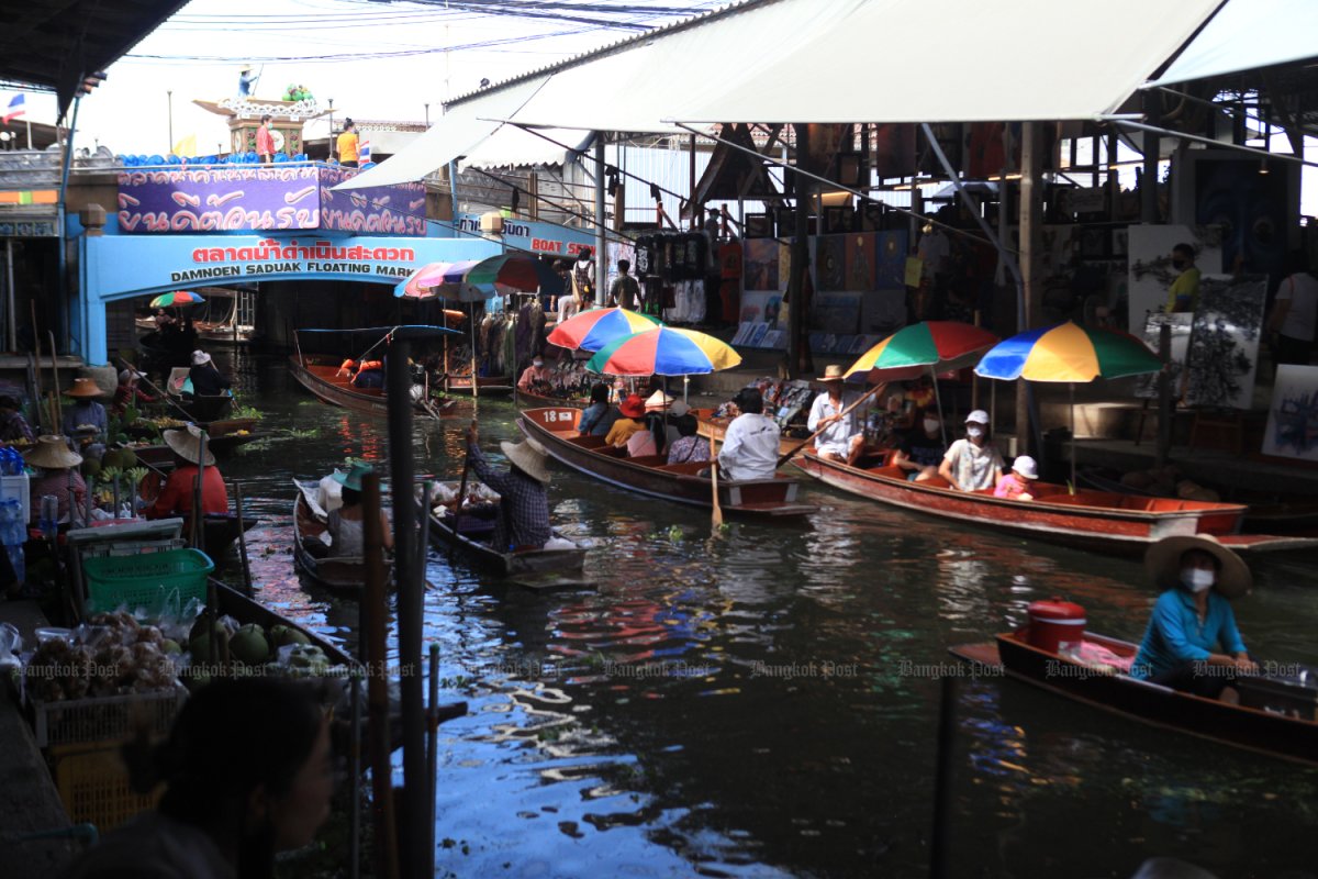 Floating market hit with overpriced omelette complaint Bangkok Post ...
