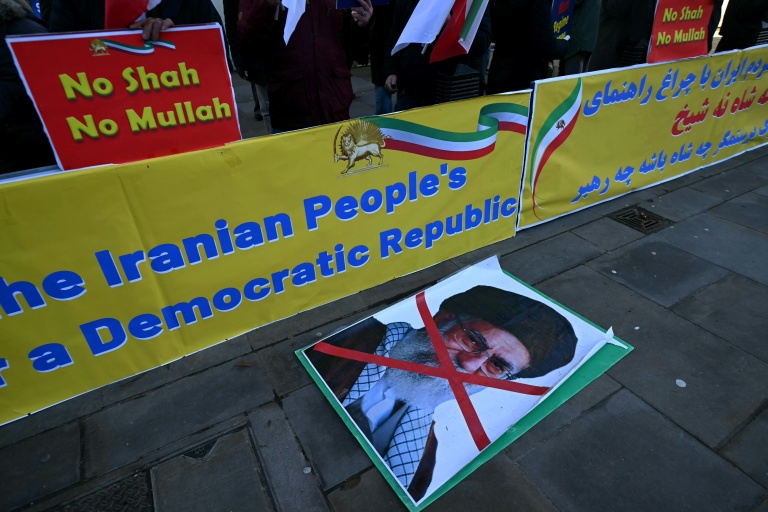 Bangkok Post - Iran denies death-sentence reports