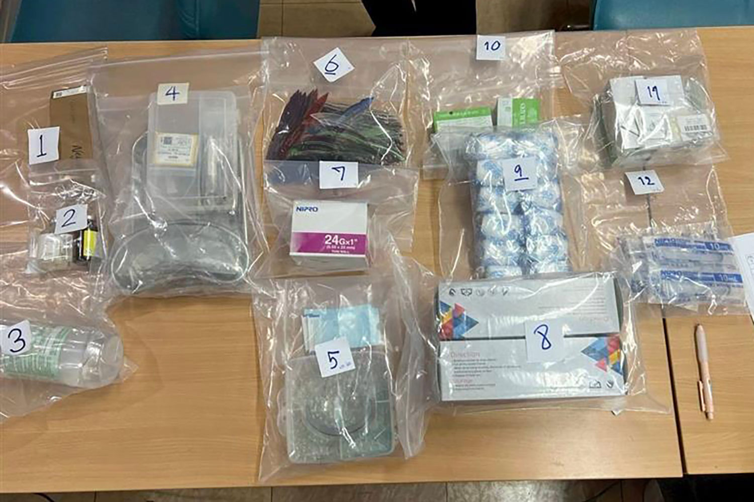 Bangkok Post - Police bust illegal body modification clinic in Chon Buri