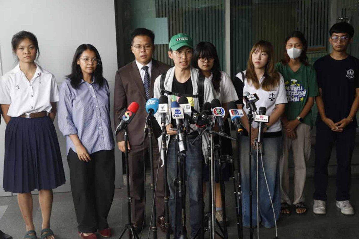 Bangkok Post - Students ask court to annul general election