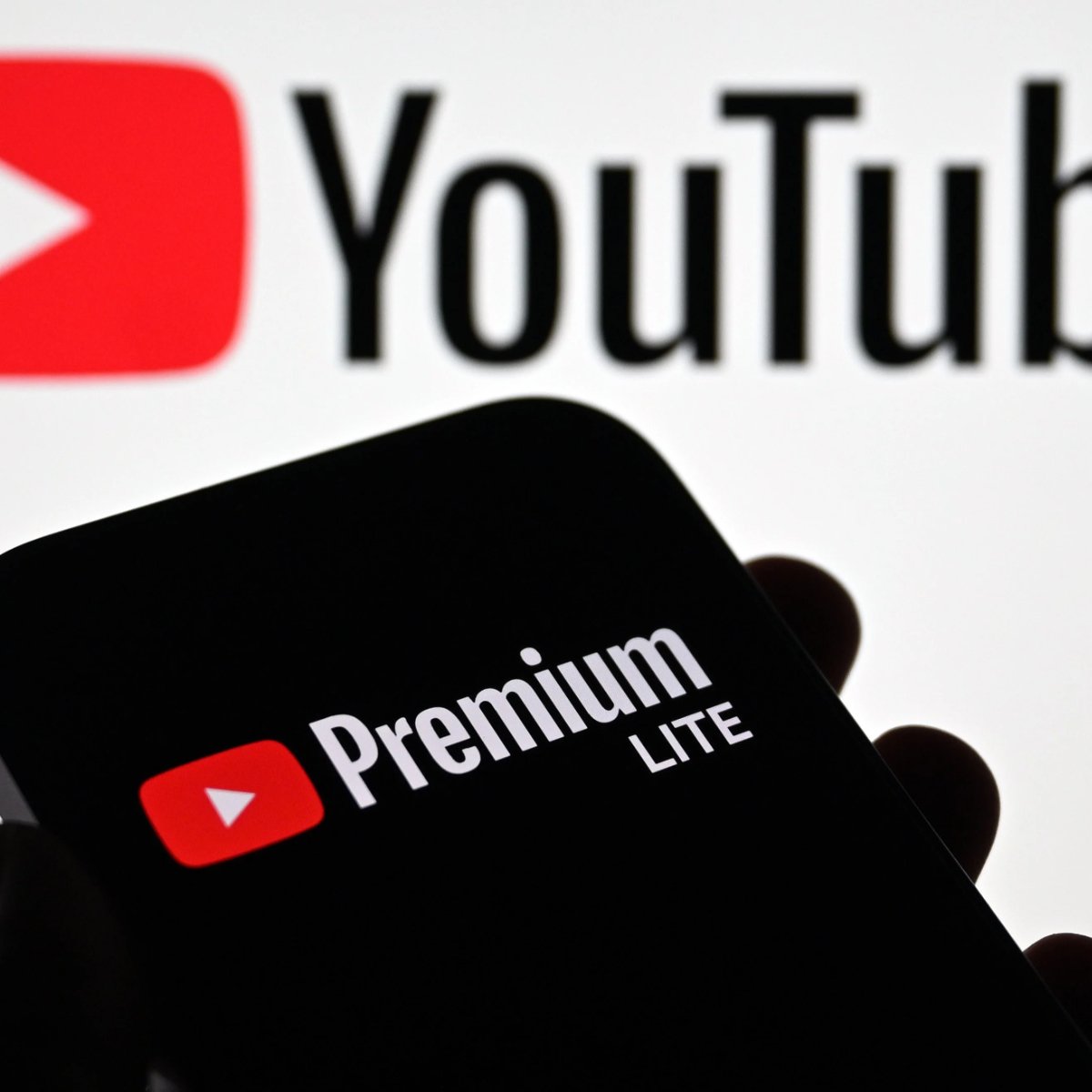 Bangkok Post - YouTube upgrades Premium Lite with offline downloads
