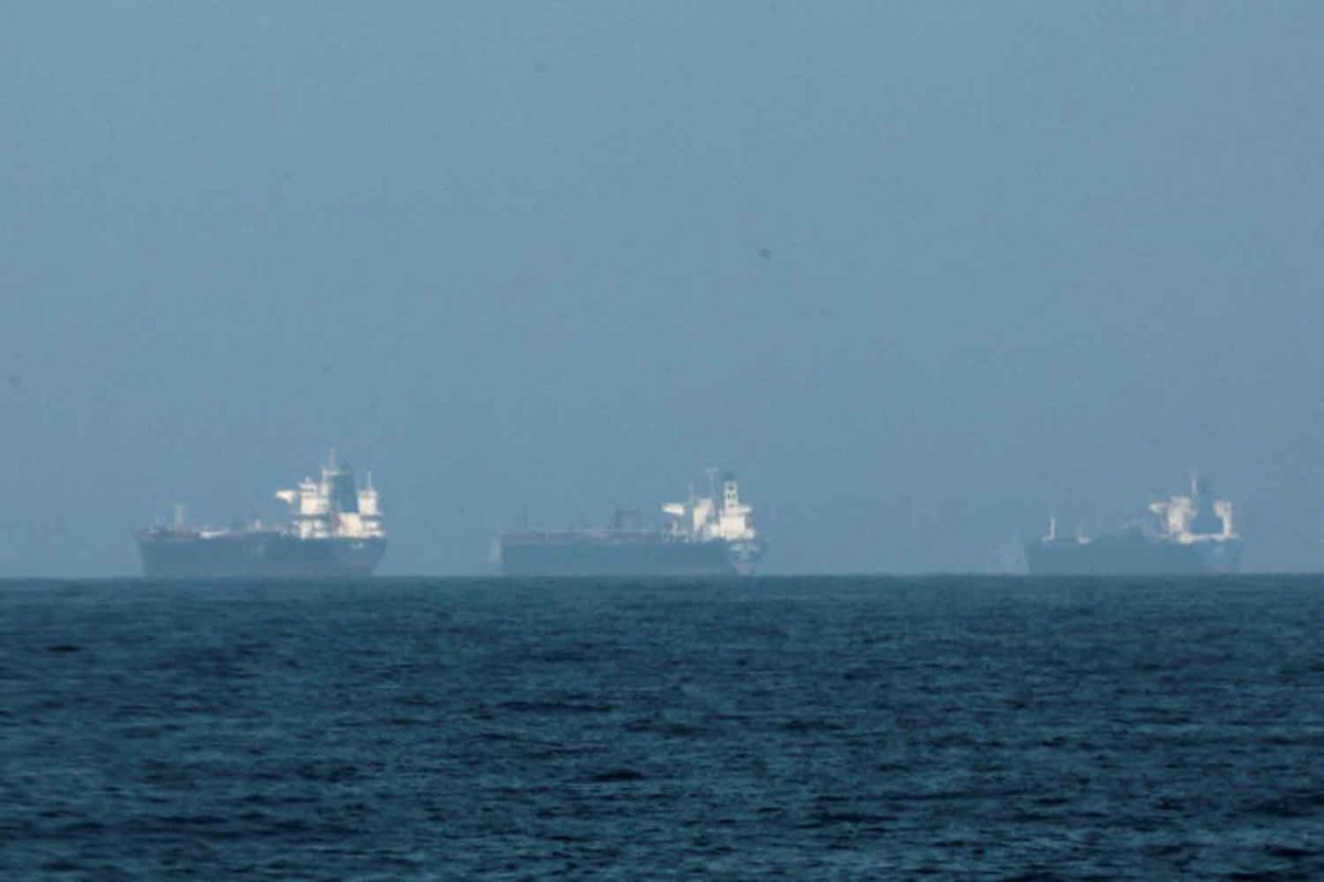 Bangkok Post - Trump orders oil tanker insurance support, says Navy ...