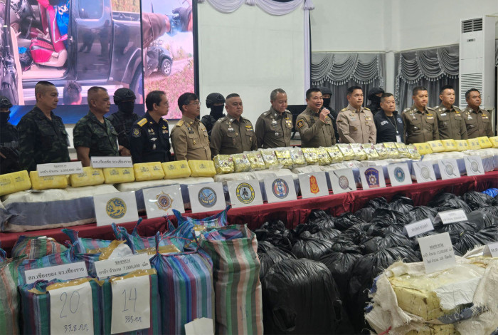 Bangkok Post - Police seize 21 million speed pills, 320kg of crystal ...
