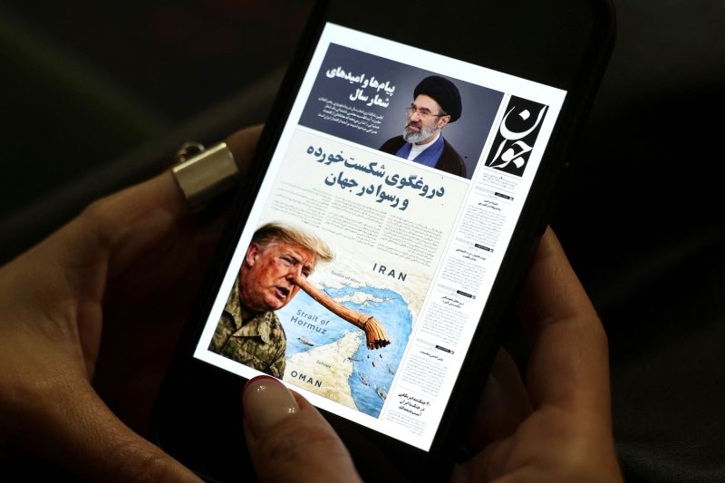 Bangkok Post - Israel strikes Iran as Trump insists Tehran wants a deal