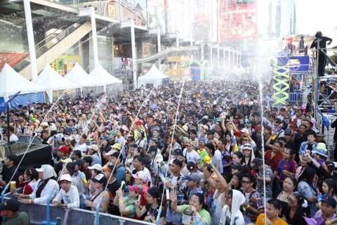 Bangkok Post - Checkpoints, drones used to secure Songkran crowds