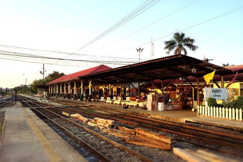 Bangkok Post - Ayutthaya station redesign to cut heritage impacts