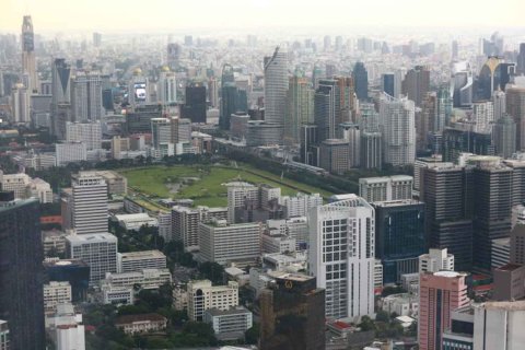 Bangkok Post - Older office towers step up facelifts, conversions