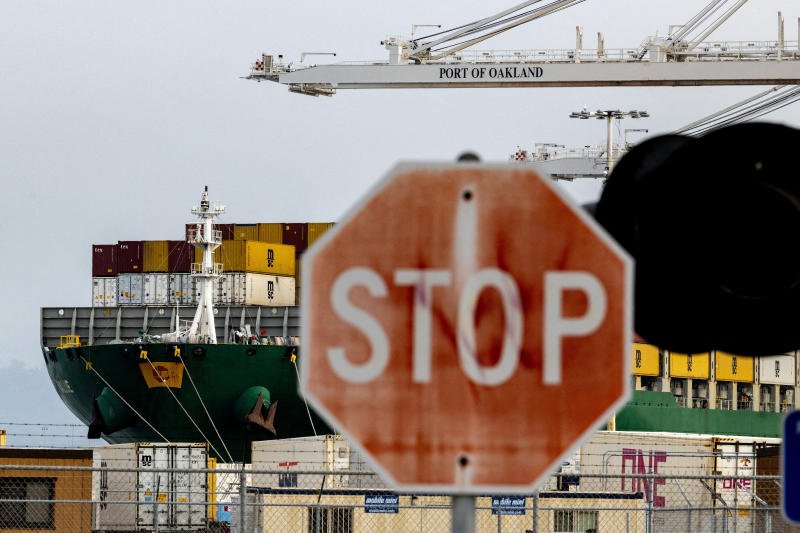 Bangkok Post - US trade court rules Trump tariffs illegal, but issues ...