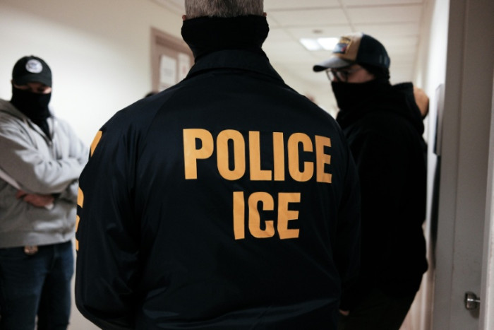 Bangkok Post - New York governor orders US immigration agents to unmask