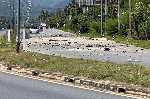 Bangkok Post - Security hightened on key southern road after insurgency ...