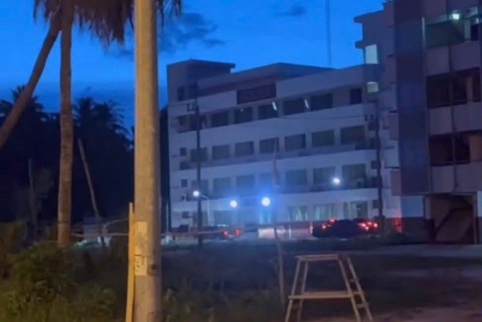 Bangkok Post - Gunmen fire 75 shots at new police station in Pattani