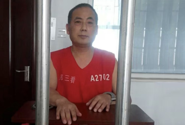 Bangkok Post - Korea detains fleeing Chinese dissident found at sea