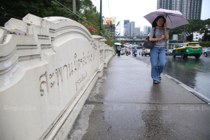 Bangkok Post - Weekend storms will cool down scorching season