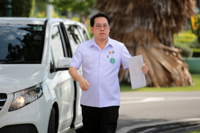 Bangkok Post - Minister allays fears over new Covid-19 variant
