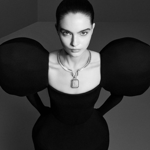 Bangkok Post - Draping in diamonds