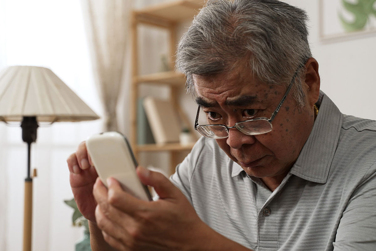 Bangkok Post - Thailand goes digital, but grandpa's still on hold