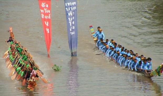 Bangkok Post - Longboat races in Sing Buri
