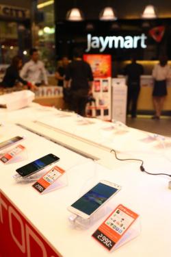 Bangkok Post - Jay Mart launches budget smartphone