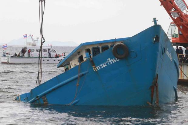 Bangkok Post - Bodies recovered from sunken container ship