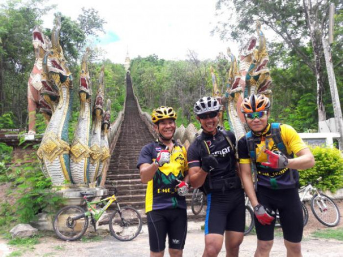 Bangkok Post - Going loopy