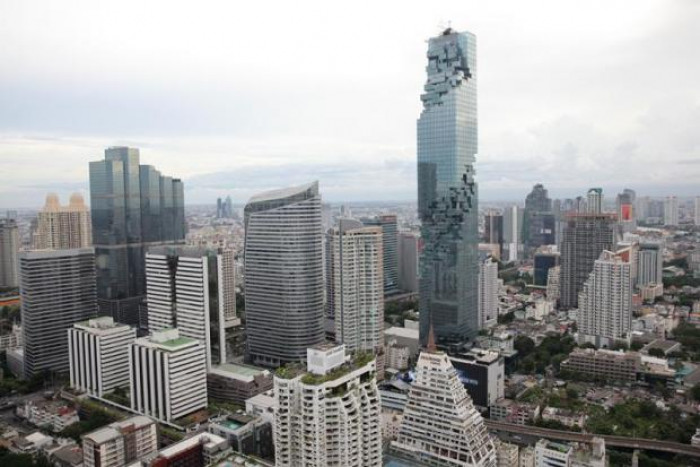 Bangkok Post - Labour curbs split nation's architects