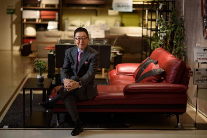 Bangkok Post - Furniture billionaire weighs buying his way into apparel