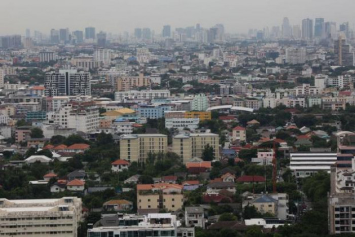 Bangkok Post - Land shortage prompts turn to old buildings