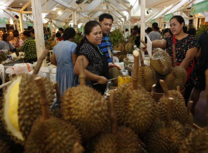 Bangkok Post - Plan to make better use of surplus fruit