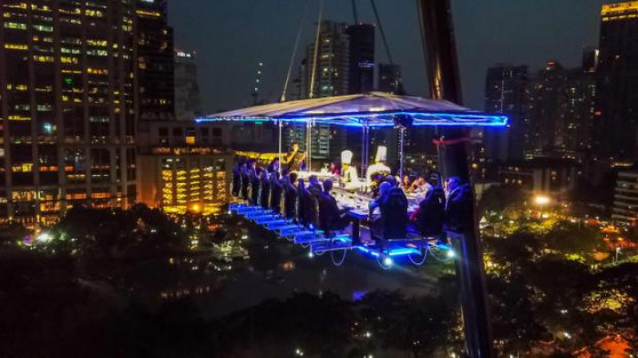 Bangkok Post - Two more months for sky-high dining