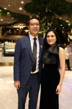Bangkok Post - Legendary party at Iconsiam