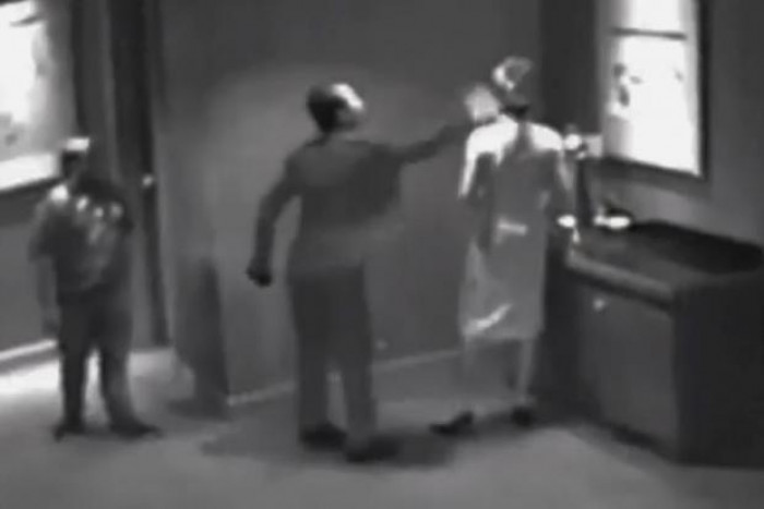 Bangkok Post - Face-slapper pays victim B40,000